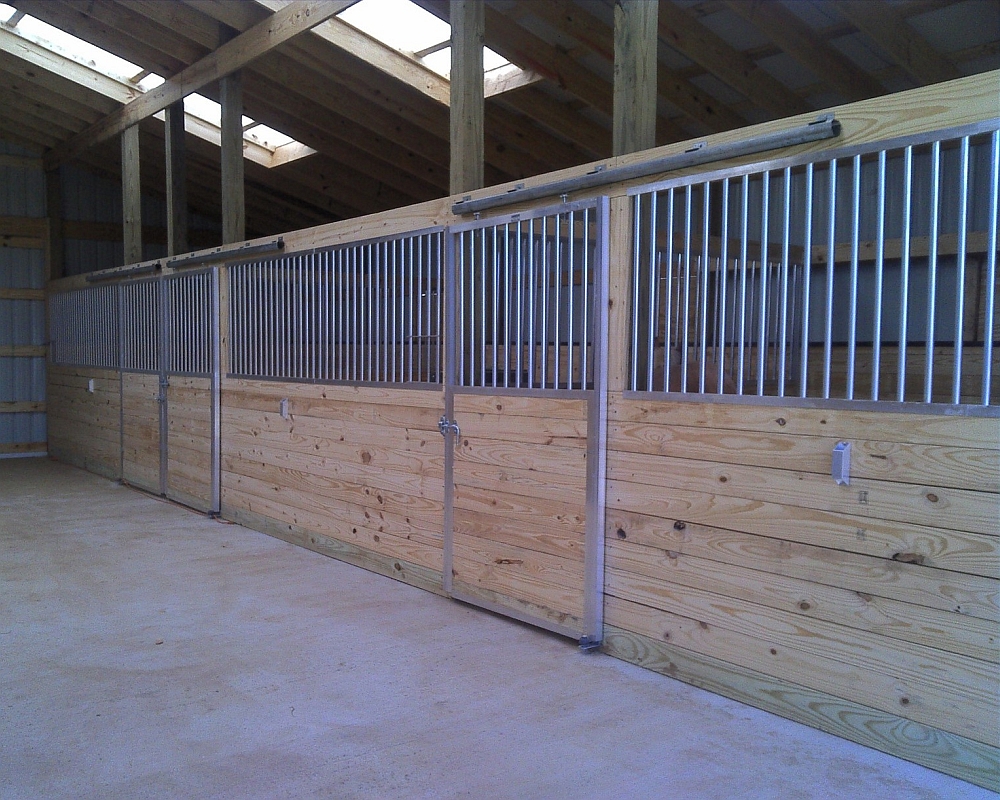 Armour Horse Stalls | #116 - Bar-2 Ranch Columbia, TN - Armour Horse Stalls
