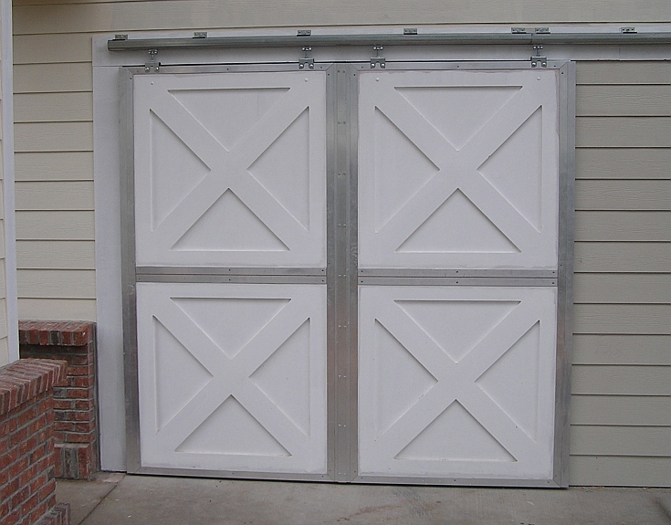Armour Horse Stalls | Endura End Barn Doors - Armour Horse Stalls ...